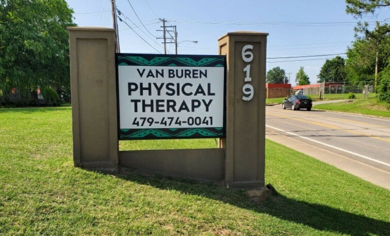 9 Business Sign Types That Build Awareness - Wrapology | Signology